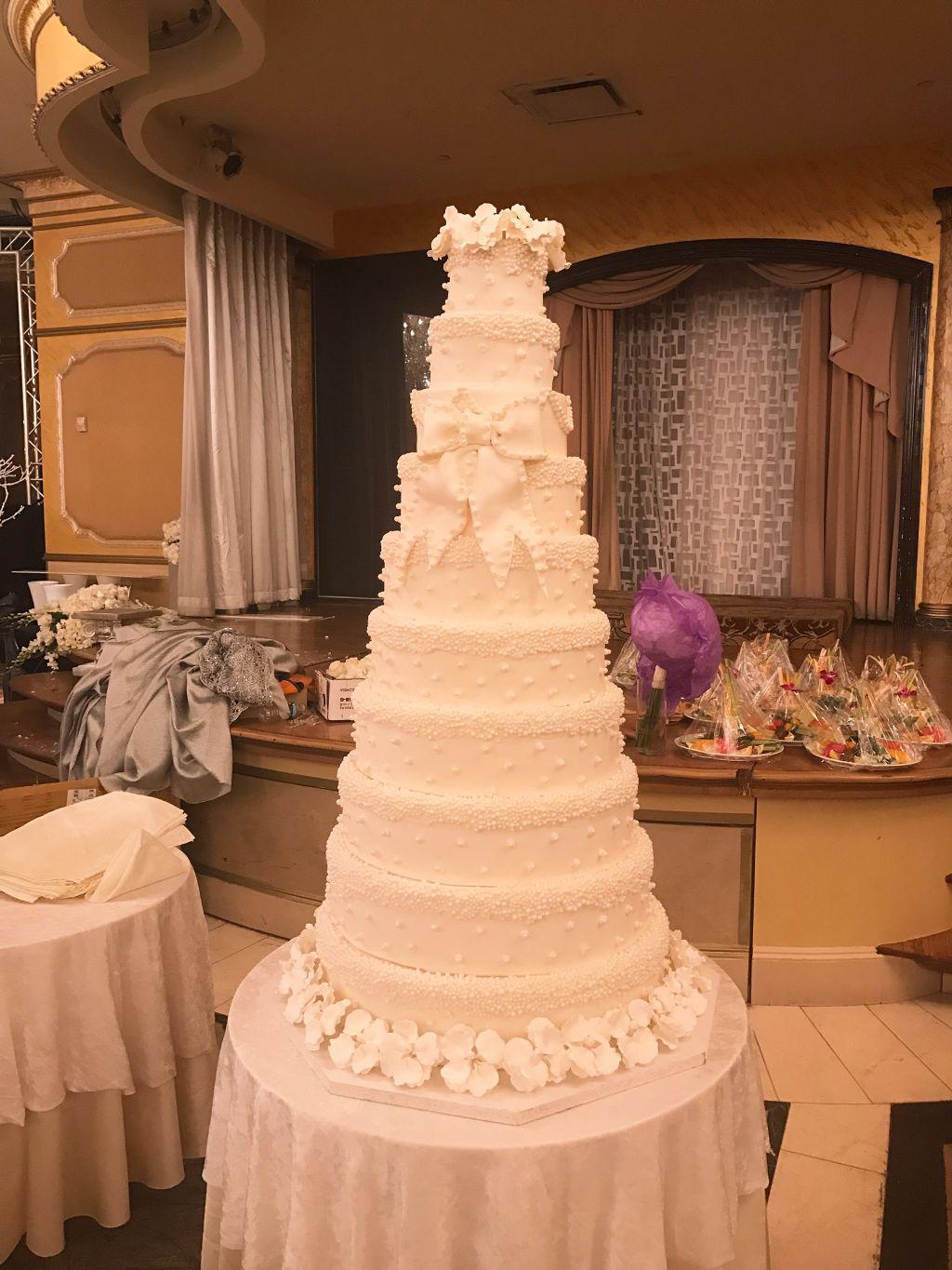 Wedding Cakes – World of Chantilly