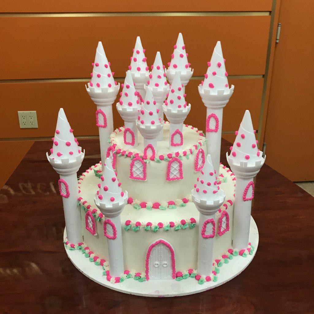 Birthday Cakes – World of Chantilly