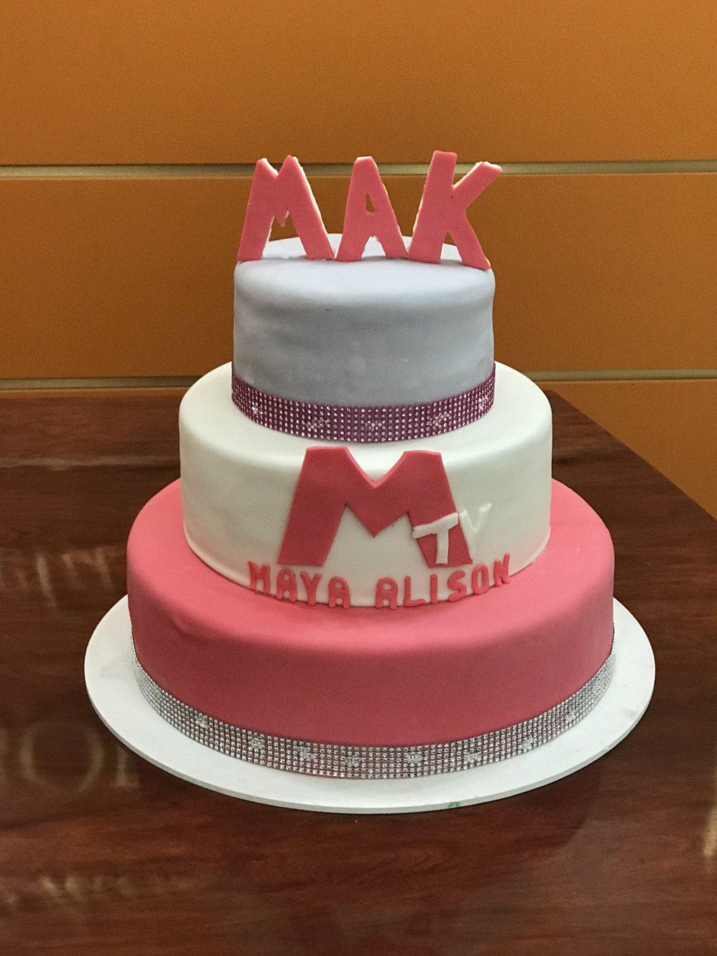 Bat Mitzvah Cakes – World of Chantilly
