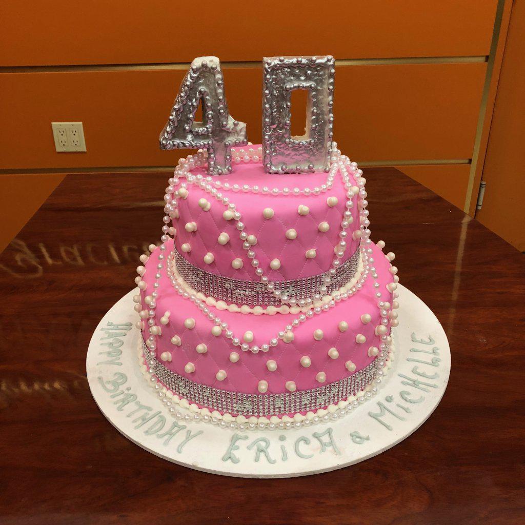 Birthday Cakes – World of Chantilly