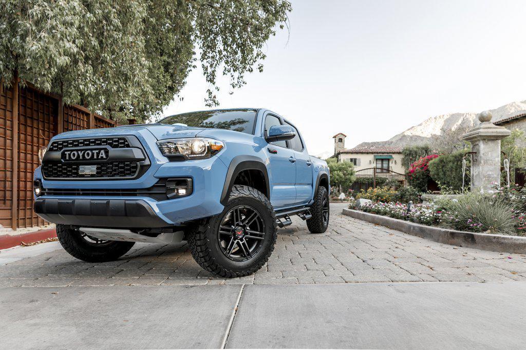Toyota Tacoma 17" VR-602 Mystic Black - Vorsteiner Offroad