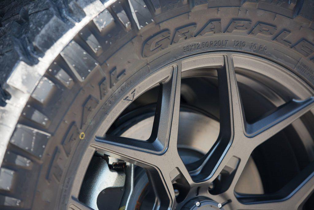 Ford F150 Raptor 20" VR-601 Carbon Graphite - Vorsteiner Offroad