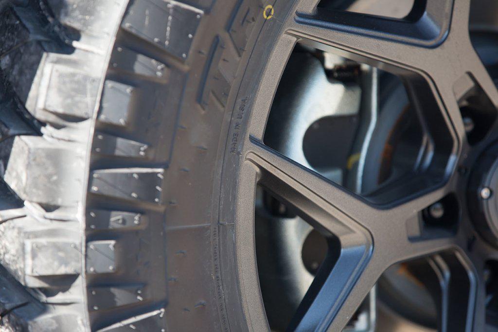 Ford F150 Raptor 20" VR-601 Carbon Graphite - Vorsteiner Offroad