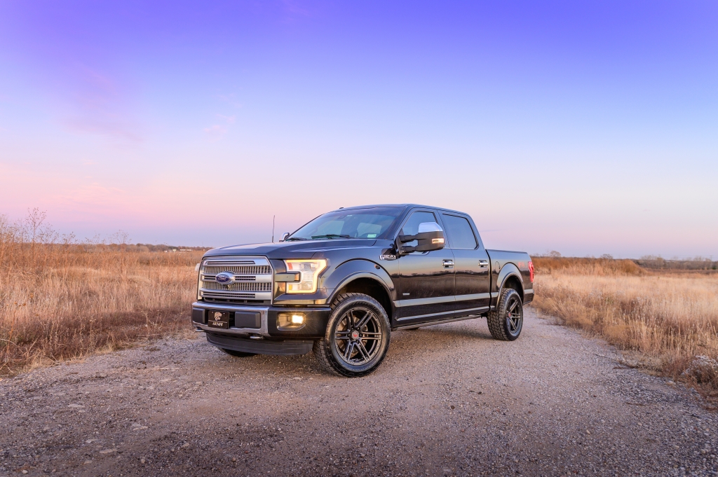 Ford F-150 20” VR-602 Carbon Graphite - Vorsteiner Offroad